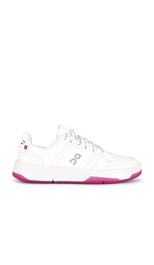 On The Roger Clubhouse Sneakers - White & Grenadine