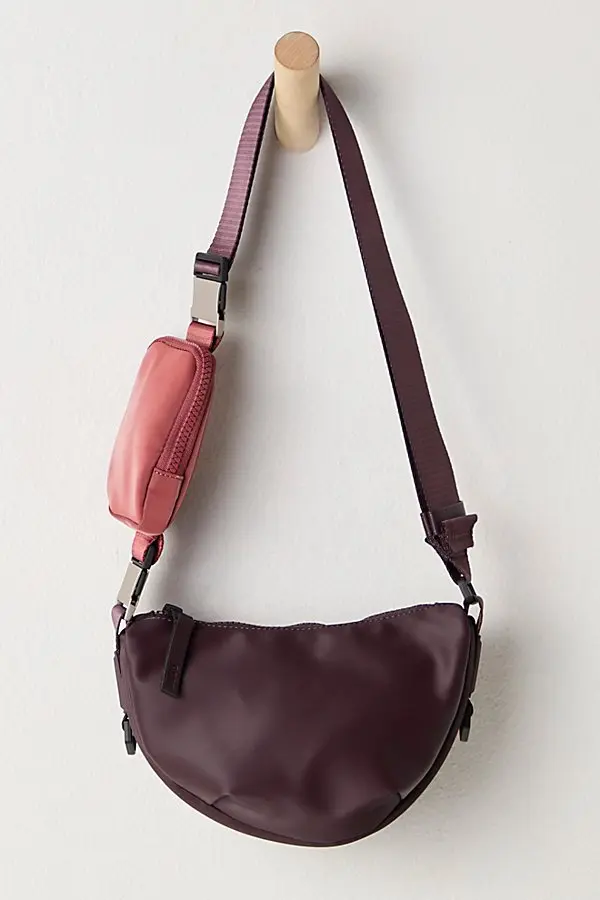 Rains Valera Mini Shoulder Bag - Depth