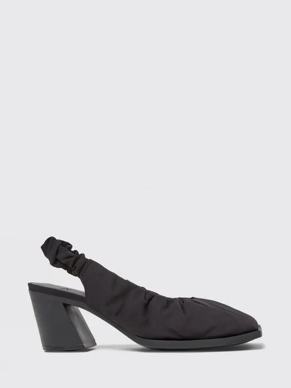 Camper Pumps - Black
