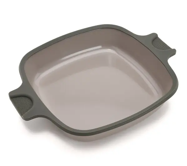 MAD HUNGRY 10' Microwave Safe Square Everyware Pan