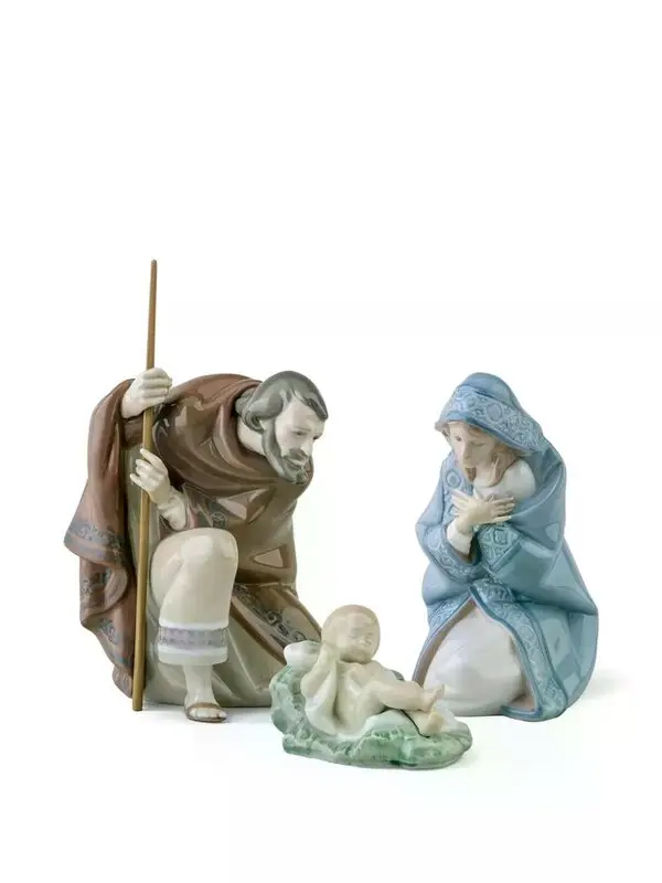 LLADRO Mary Nativity Sculpture