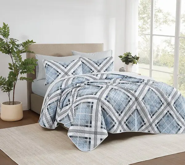 TRULY SOFT Lars Plaid 3 Piece King Quilt Set