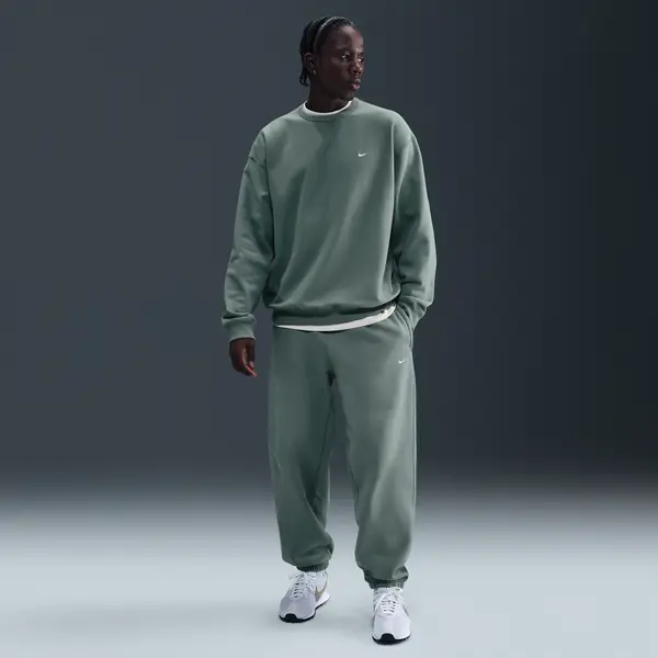 Nike Solo Swoosh Cuffed Fleece Pants - Grey