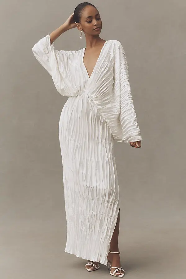 L'IDEE De Luxe Long-sleeve V-neck Pleated Maxi Dress