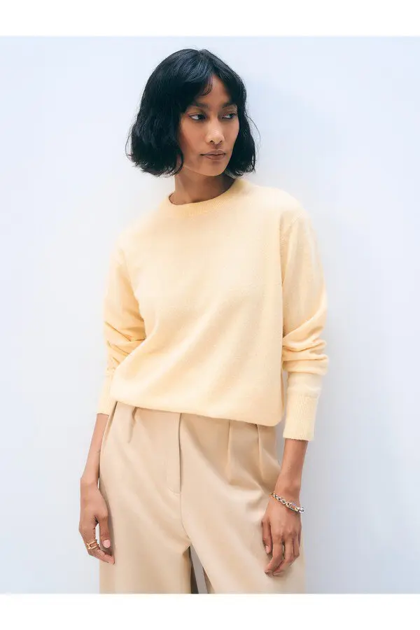 WHITE & WARREN Cashmere Crewneck Sweater