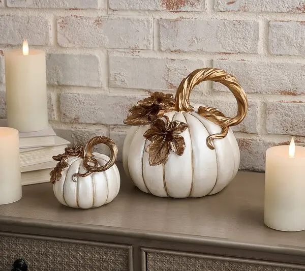 VALERIE PARR HILL Shwk 9/22 Set Of 2 Pumpkins With Leaves Valerie