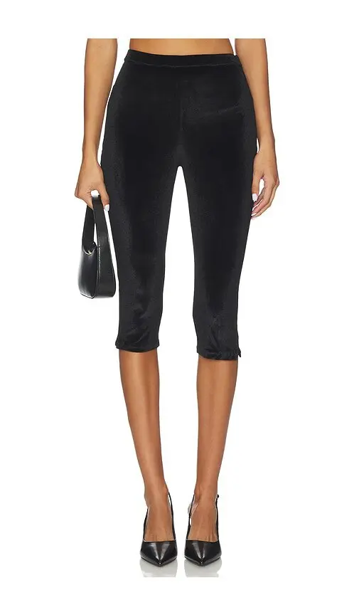 AZLEE Shreya Velvet Capri