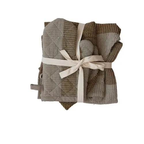STORIED HOME Cotton Child Apron, Chef Hat, And Oven Mitt