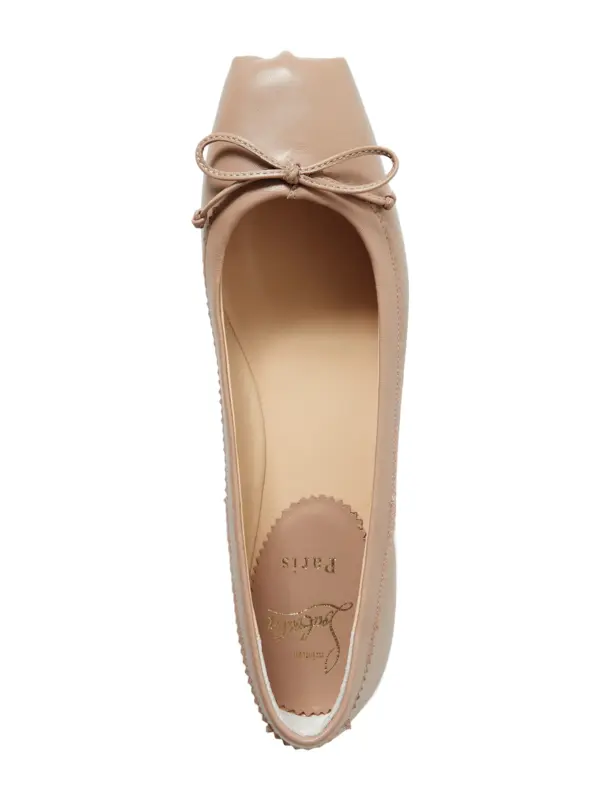 CHRISTIAN LOUBOUTIN Mamadrague Leather Ballet Flats - Neutrals