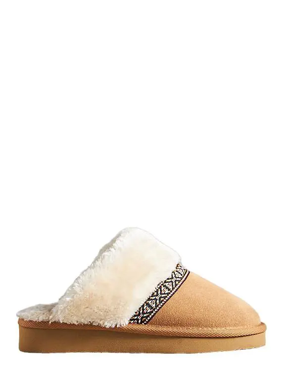 Minnetonka Corie Slippers - Honey