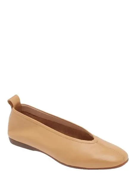 WONDERS Ballet Flat - Sauvage Sand