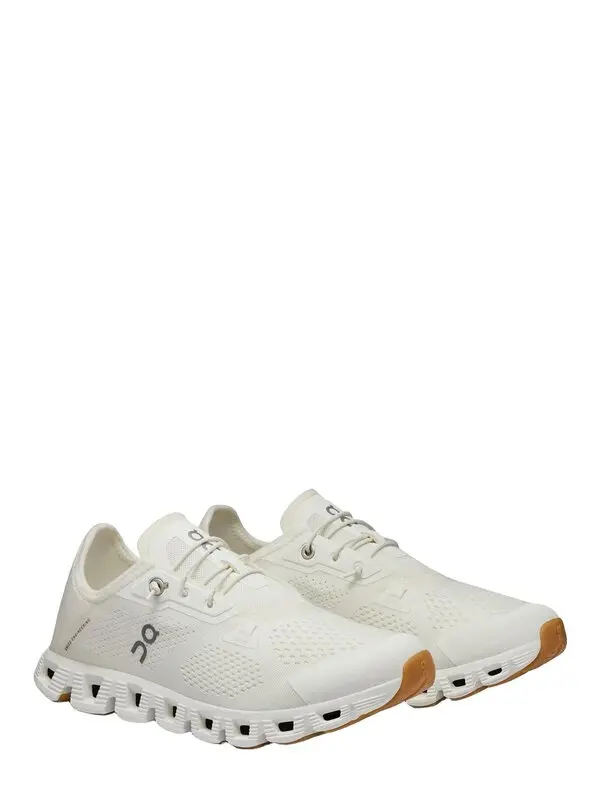 On Cloud Coast Sneaker - All White