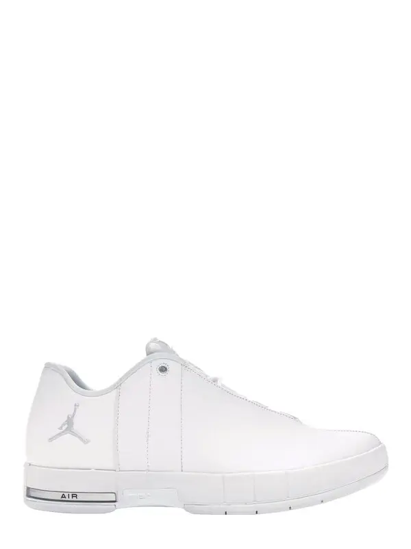 JORDAN Team Elite 2 Low-top Sneakers - White/metallic Silver/pure Platinum