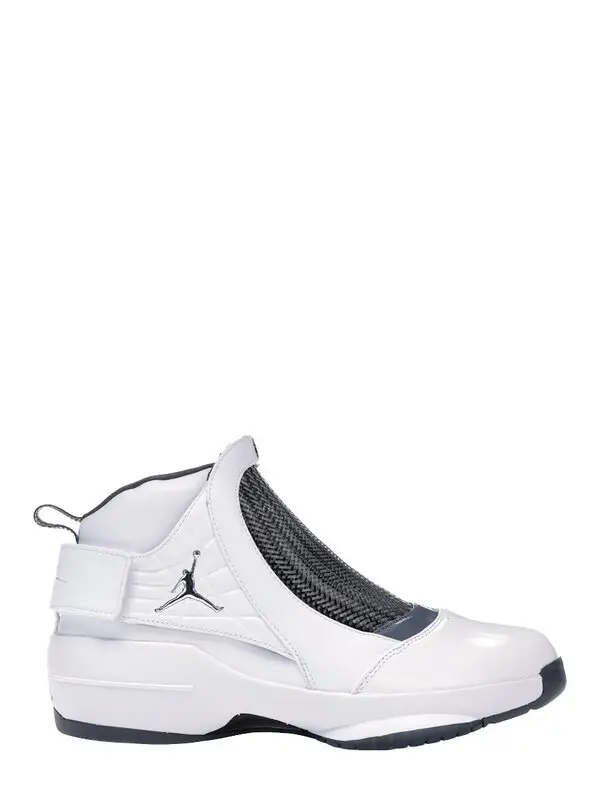 JORDAN 19 Retro - White/chrome/flint Grey