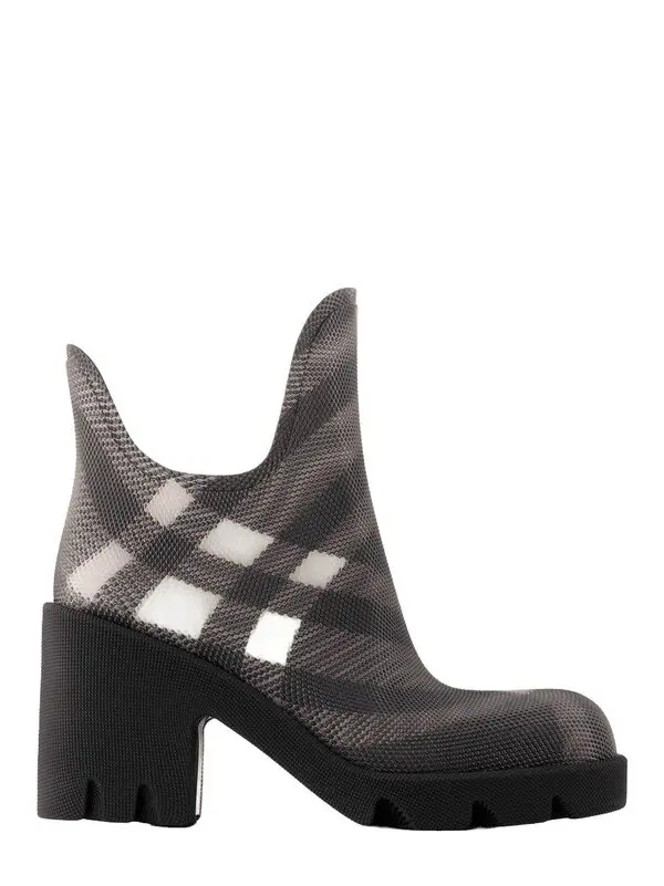 Burberry Lf Marsh Heel Ankle Boots - Black