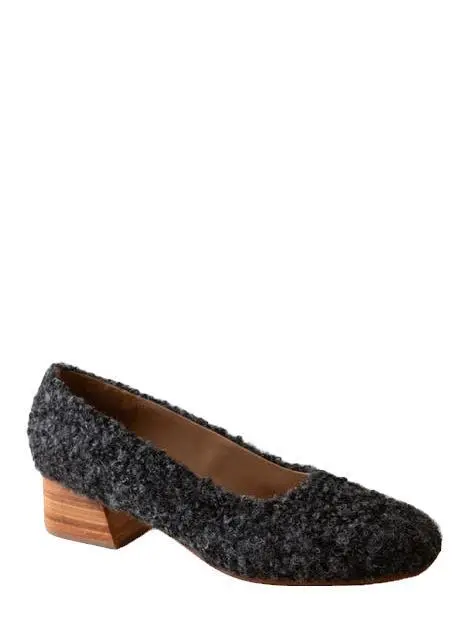 HUMA BLANCO Luisa Pump - Charcoal Alpaca