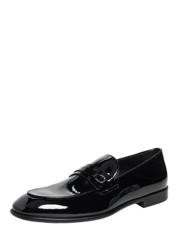 FERRAGAMO Desio Patent Leather Loafers - Nero