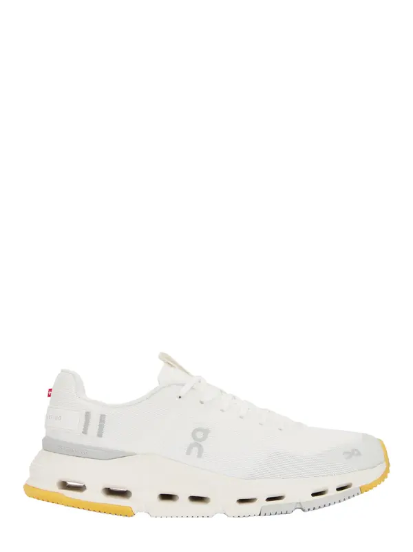On Cloudnova Form 2 - White & Ivory