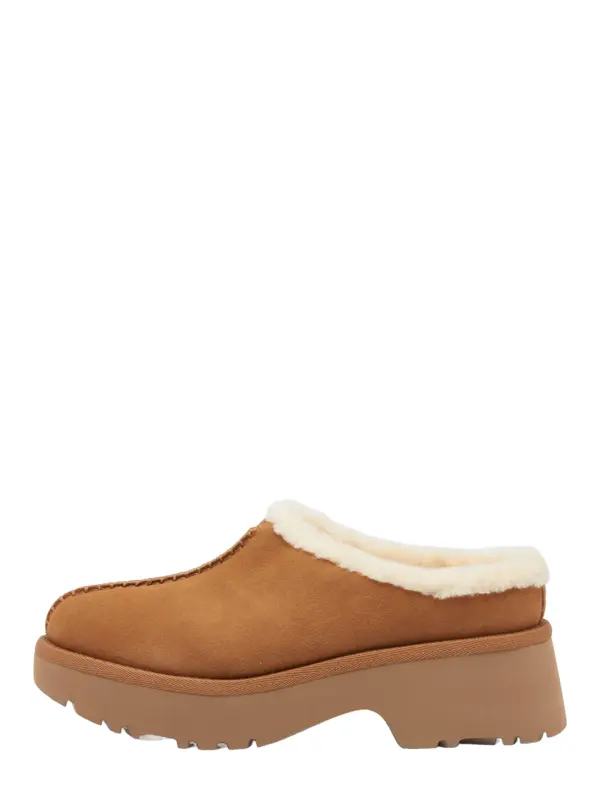 UGG New Heights Cozy Clog - Chestnut
