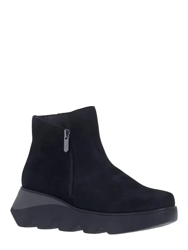 L'AMOUR DES PIEDS Hally Platform Wedge Bootie - Black