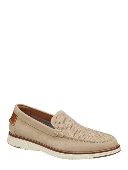 Johnston & Murphy Upton Perf Venetian Loafer - Taupe Nubuck