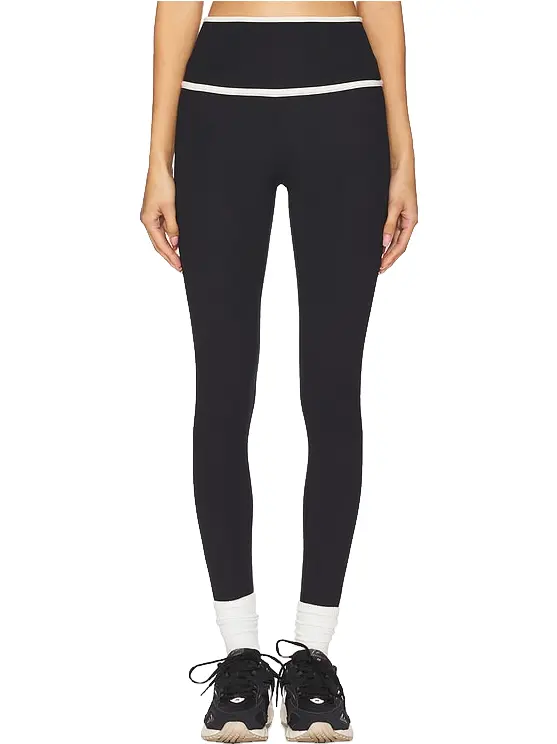 WELLBEING + BEINGWELL Flowwell Mara Legging In Black - Black & White