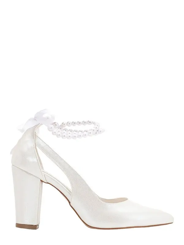 FOREVER & ALWAYS SHOES Pointed Toe Block Heels With Pearl Ankle Strap - Ivory