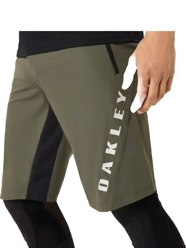 Oakley Free Ride Lined Short - Green