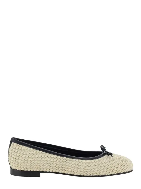 Manolo Blahnik Veralli Ballerina Flats - Beige
