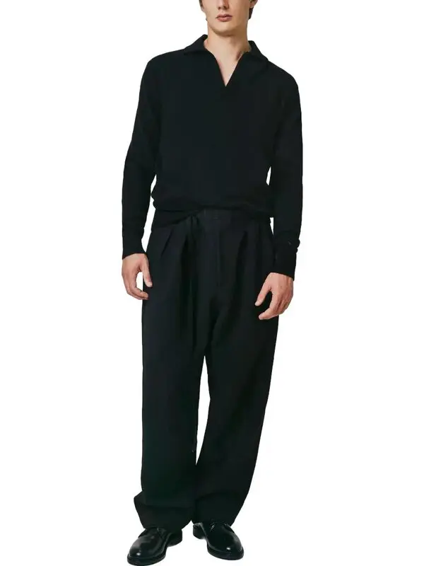 SEVEN GAUGE V-neck Knitted Sweater - Black