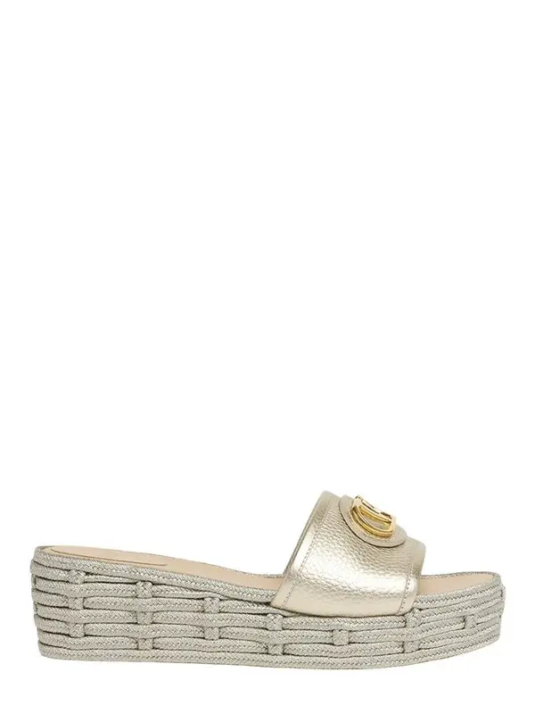 Valentino Garavani Vlogo Metallic Medallion Platform Espadrilles - Platino