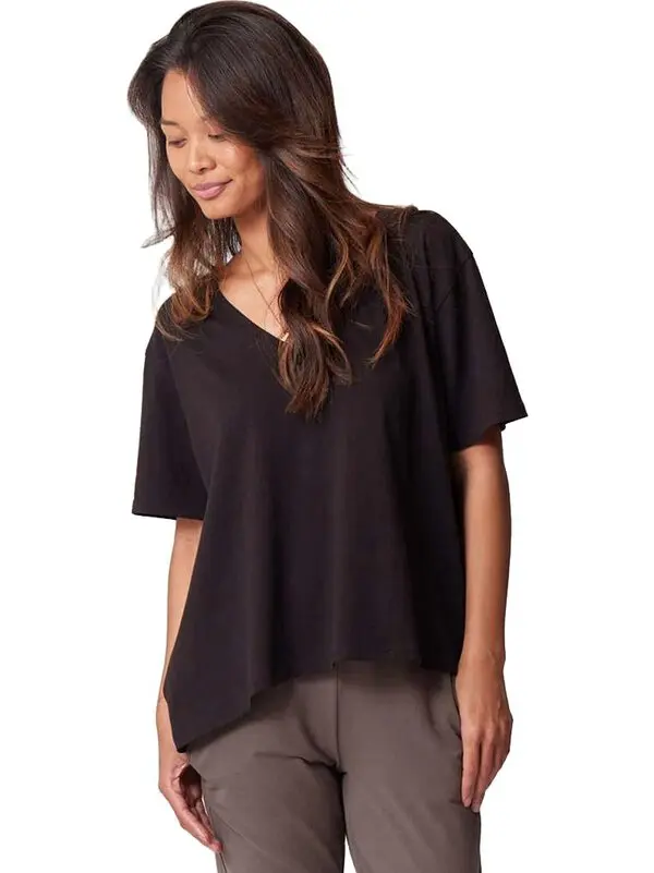 OF AN ORIGIN Nursing & Maternity V-neck Tee - Black