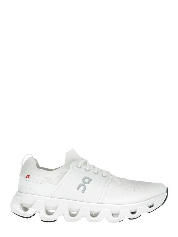 On Running Cloudswift 4in - White