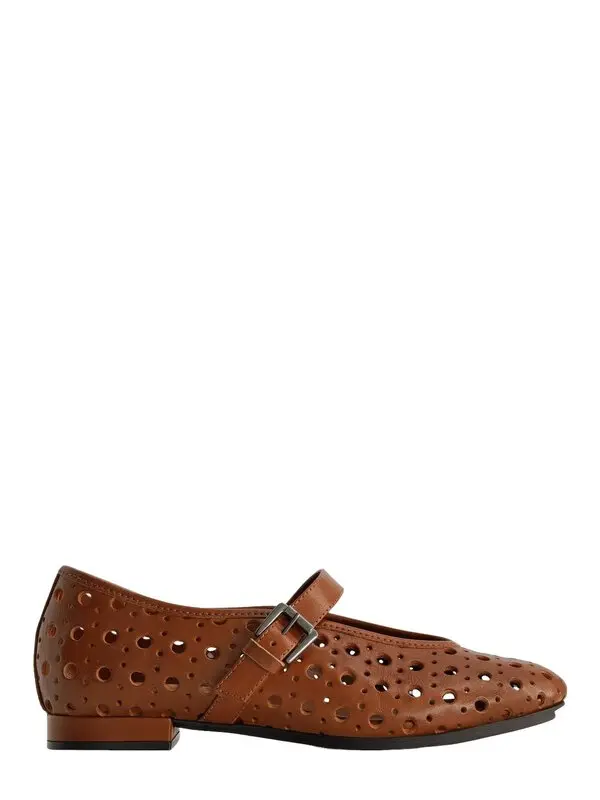 Bernardo Borden Perf Mary Jane Flat - Mahogany