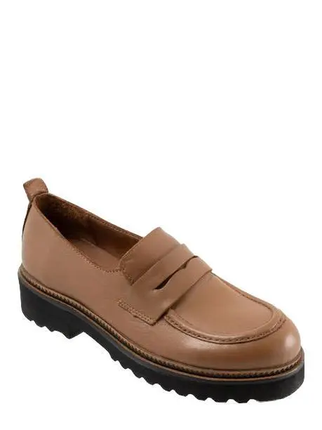 BUENO Annie Platform Penny Loafer - Walnut