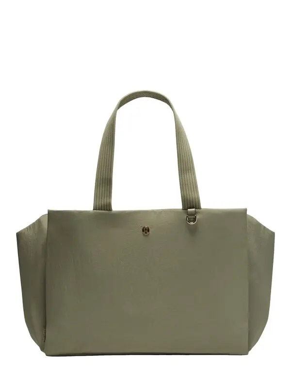Lululemon Triple Compartment 18l Tote Bag - Bay Leaf