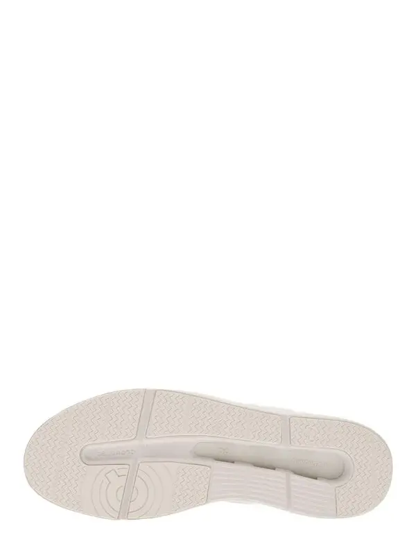 On The Roger Advantage Sneakers - White