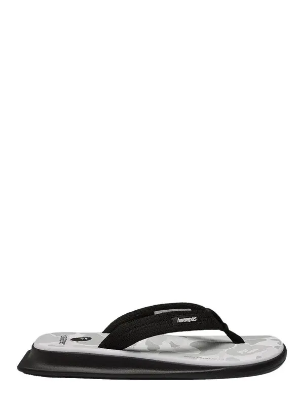 BAPE X Havaianas Tradi Zori Flip Flops - White