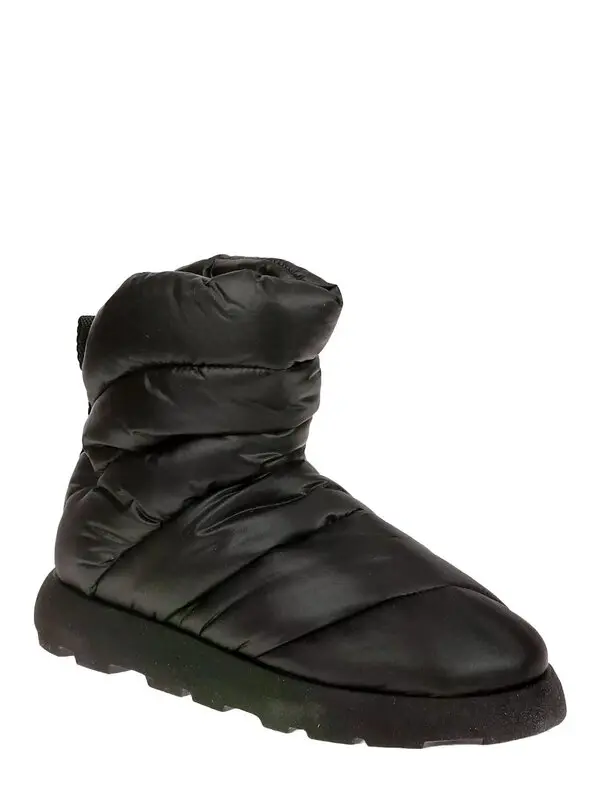 PIUMESTUDIO Padded Ankle Boots - Black