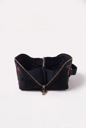 ELIZABETH SCARLETT Poppy Meadow Velvet Open Flat Makeup Bag