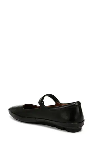 Naturalizer Behold Mary Jane Flat