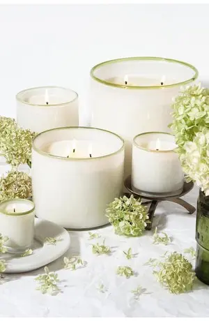 LAFCO NEW YORK Feu De Bois Signature Candle