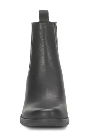 Lucky Brand Akela Leather Chelsea Boot