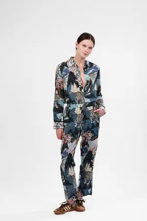 Las Surenas Snow Leopard Print Linen Cotton Pants