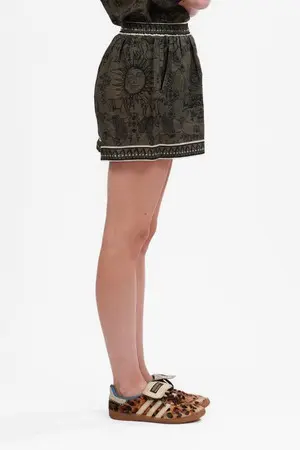 Las Surenas Geometric Print Linen Blend Shorts
