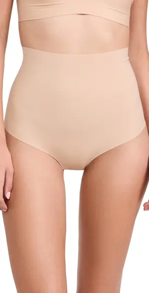 Commando Control Thong Beige