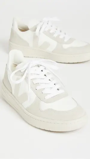 VEJA V-10 Sneakers - White/natural/pierre