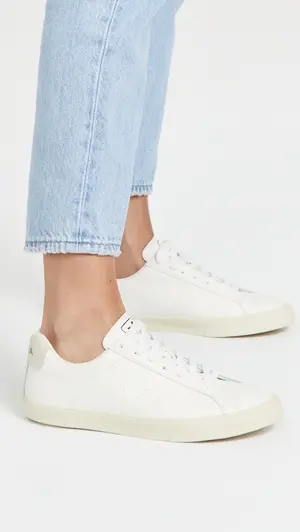 VEJA Esplar Low Top Sneakers - Extra White
