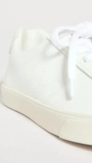 VEJA Esplar Low Top Sneakers - Extra White