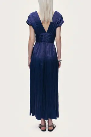 NOCTURNE V-neck Midi Sleeveless Dress
